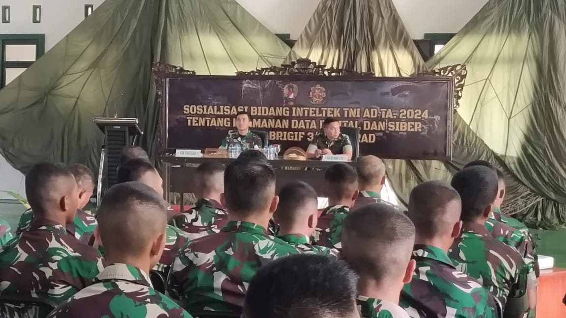 AGAR MELEK TEKNOLOGI INFORMASI DAN CYBER, PRAJURIT JAJARAN BRIGIF 3/TBS ...